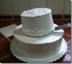 How to Assemble and Decorate a Cake, Made Easy! | Mari's Cakes (English)